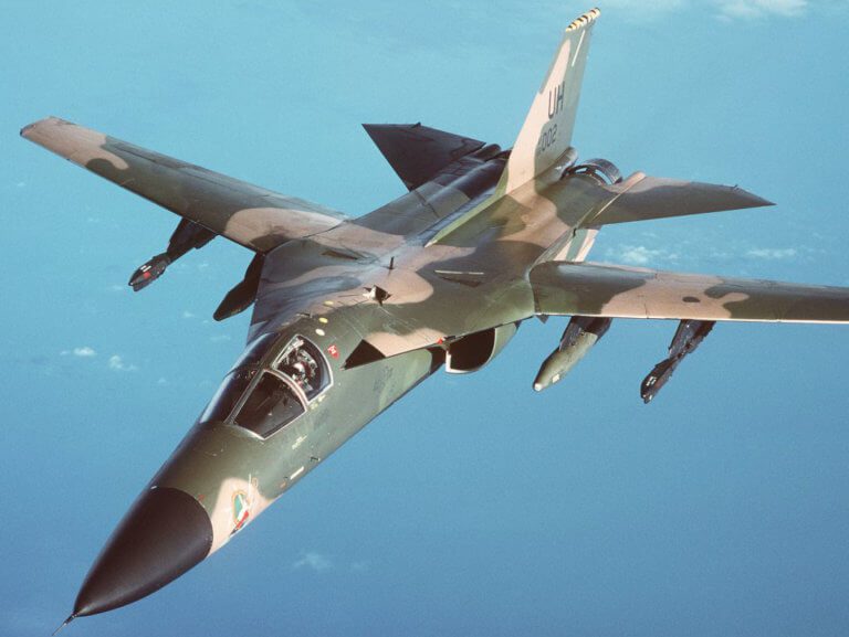 GENERAL DYNAMICS F-111 - Flight Manuals