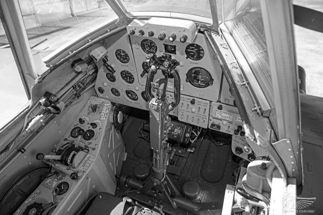 ILYUSHIN IL-2 STURMOVIK - Flight Manuals