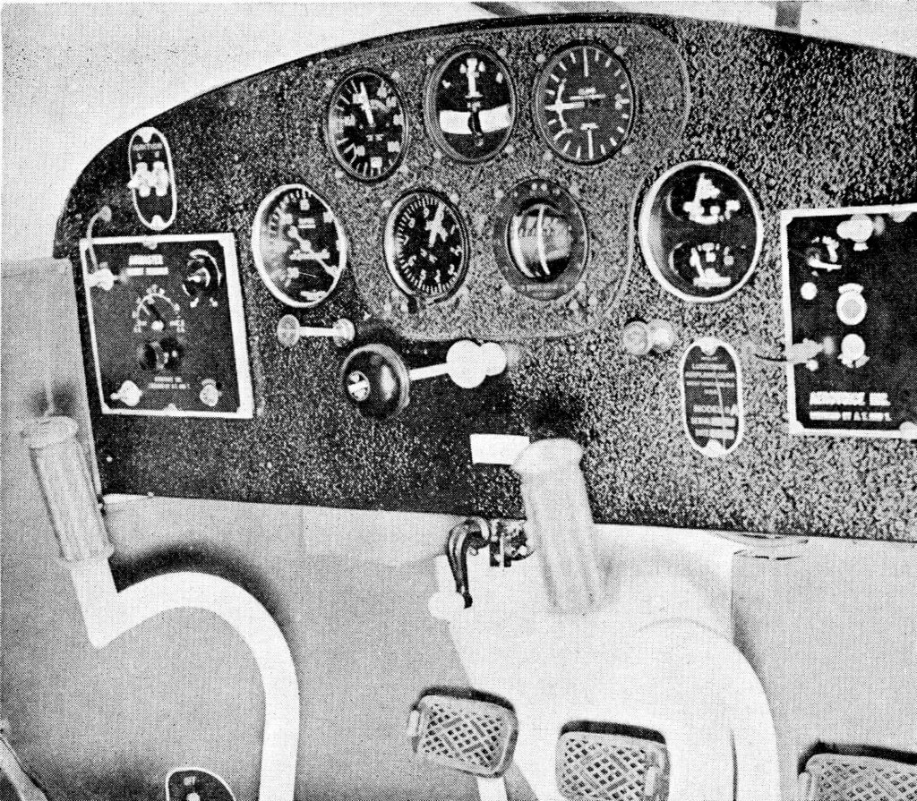 LUSCOMBE MODEL 8 - Flight Manuals