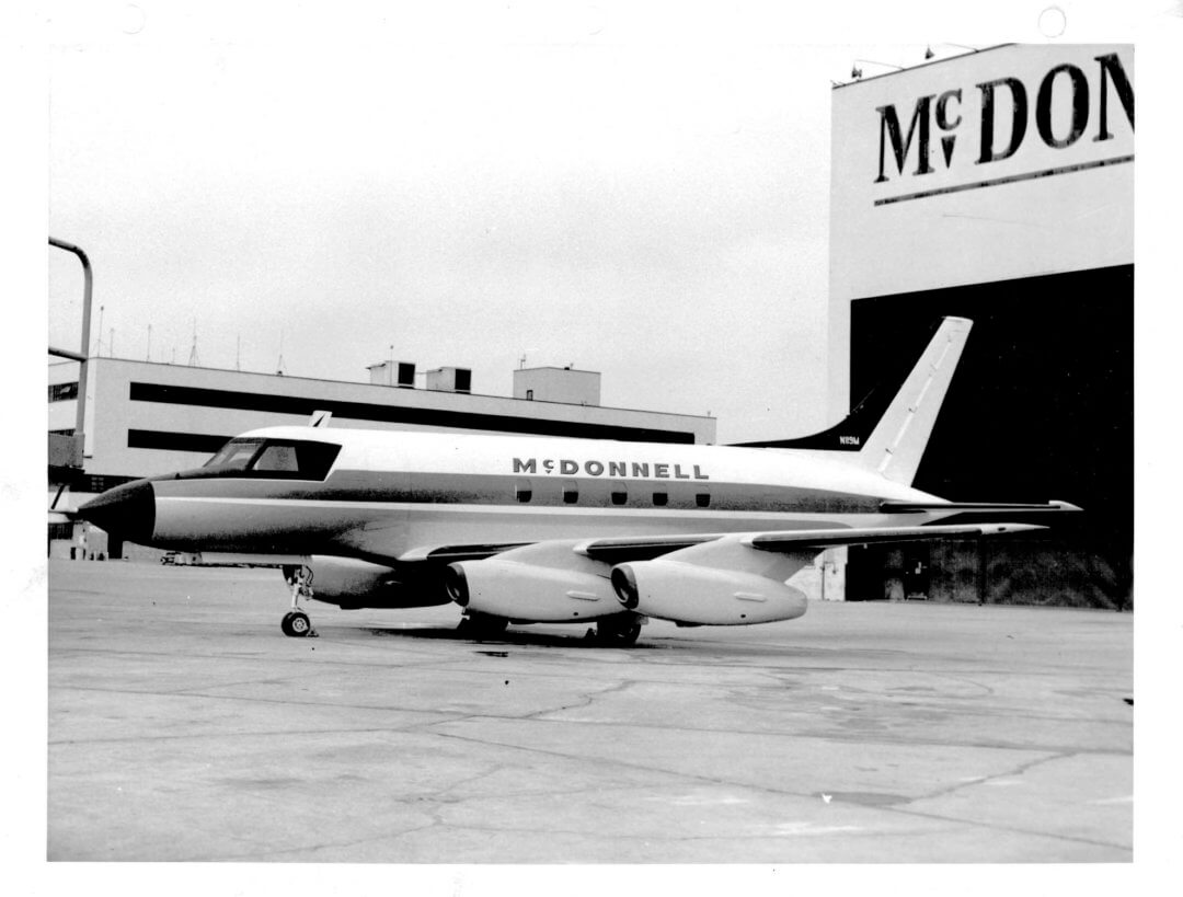 McDONNELL 119 / 220 - Flight Manuals