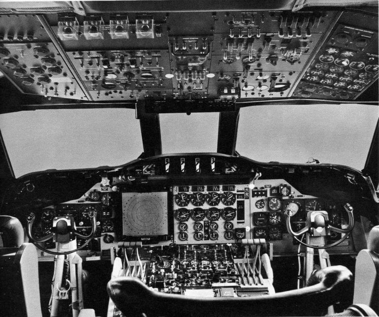 LOCKHEED P-3 ORION - Flight Manuals