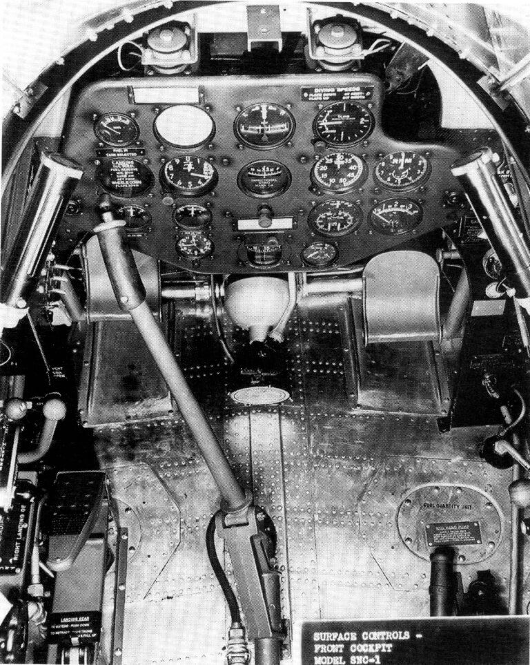 CURTISS CW-22 SNC-1 FALCON - Flight Manuals