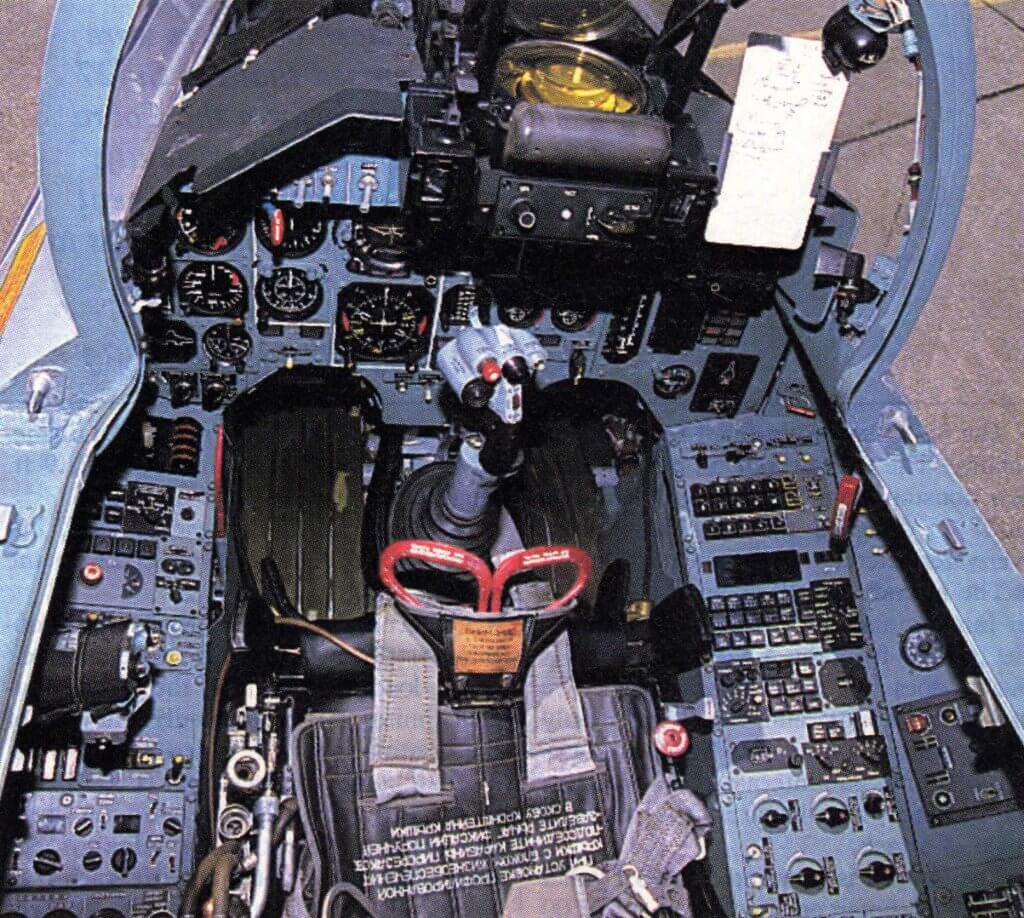 SUKHOI SU-27 FLANKER - Flight Manuals SUKHOI SU-27 FLANKER - Flight Manuals