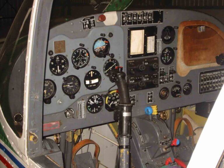 UTVA-75 - Flight Manuals