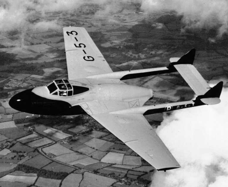 De HAVILLAND DH112 VENOM - Flight Manuals