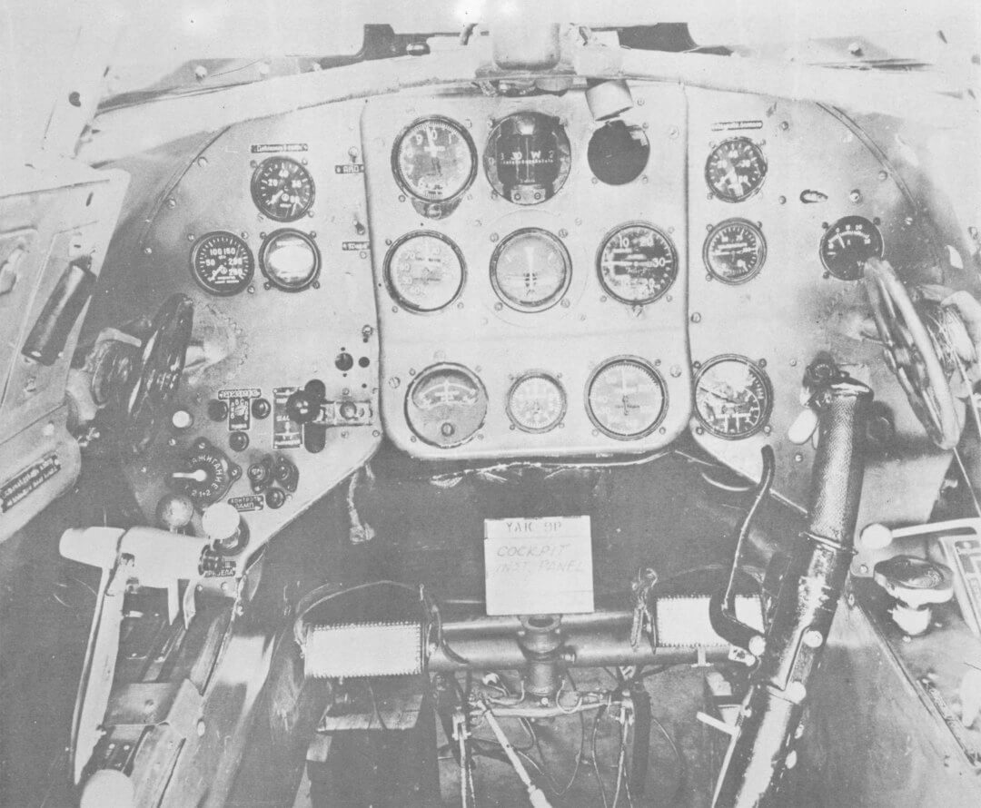 YAKOVLEV YAK-9 - Flight Manuals