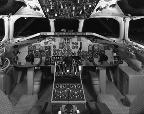 McDONNELL-DOUGLAS C-9 SKYTRAIN II - Flight Manuals