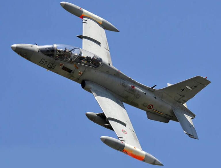 MACCHI MB.339 - Flight Manuals